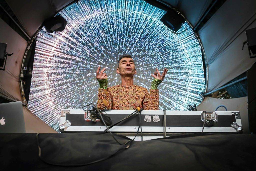 Space Tribe – Olli Wisdom - Trancentral