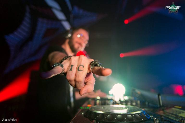 Captain Hook – 10 Essential Tracks - Trancentral