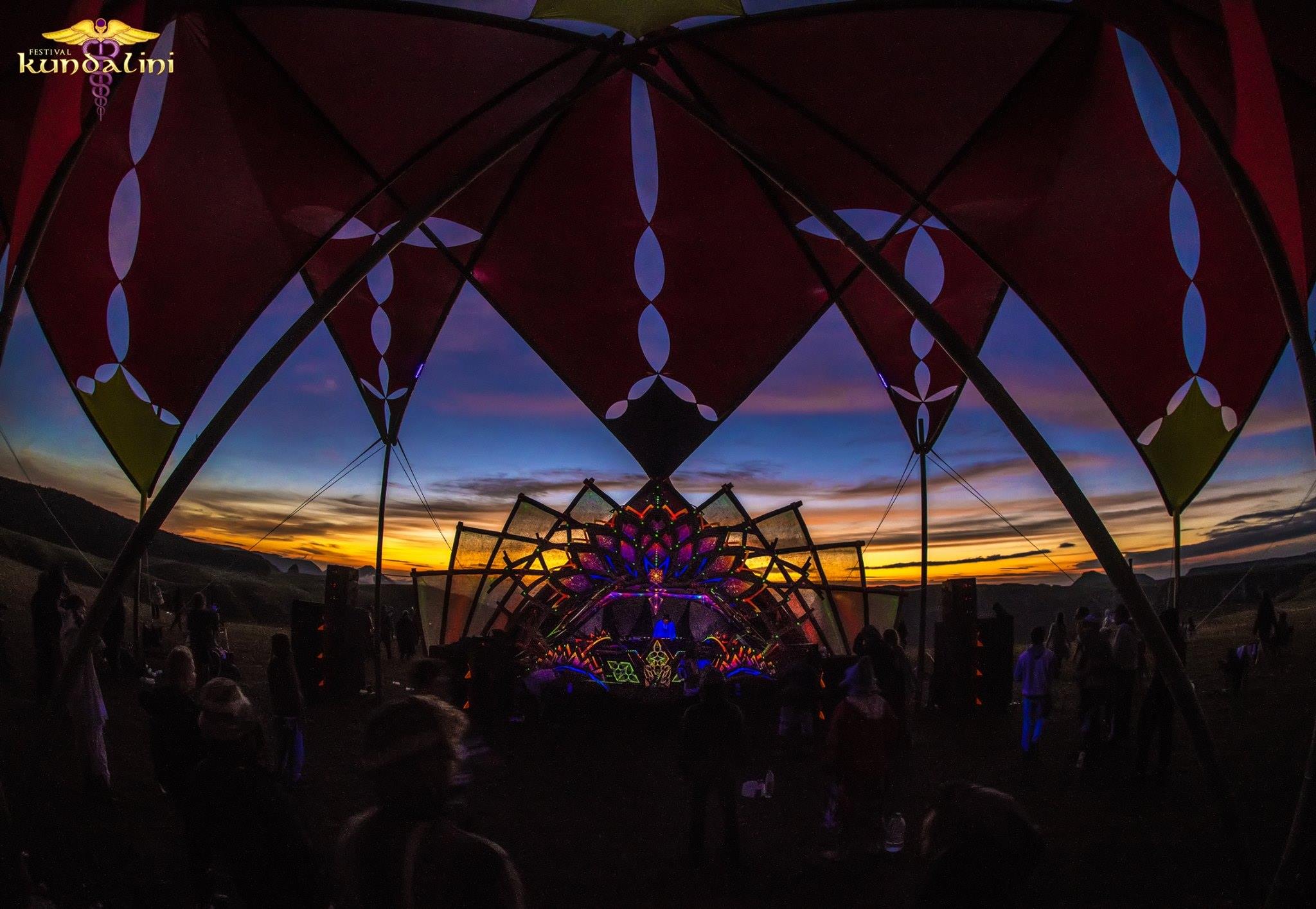 The Most Amazing Stage Designs - Trancentral