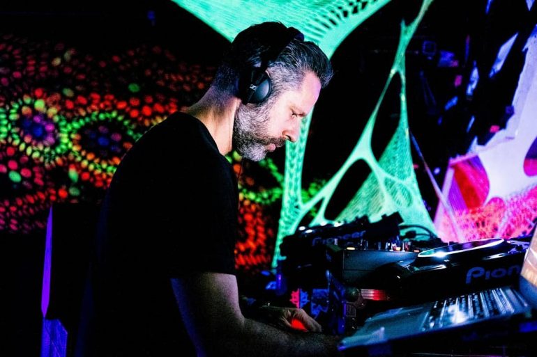 Sensient – 10 Essential Tracks - Trancentral