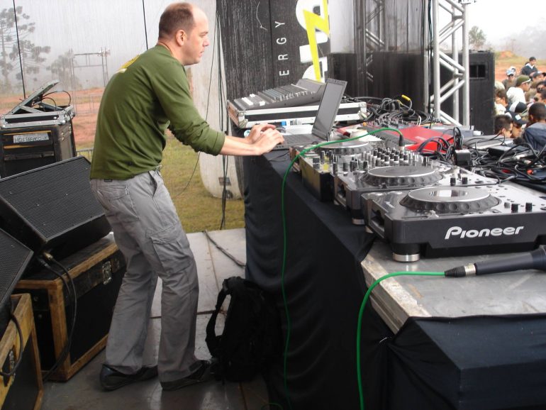 Quantum – 10 Essential Tracks - Trancentral